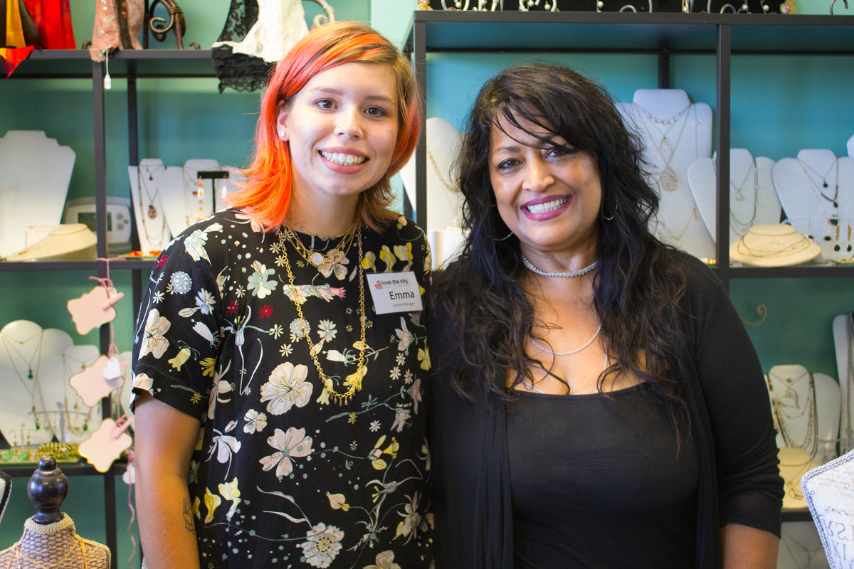 Berry Chip Izze Fizz – Rafia